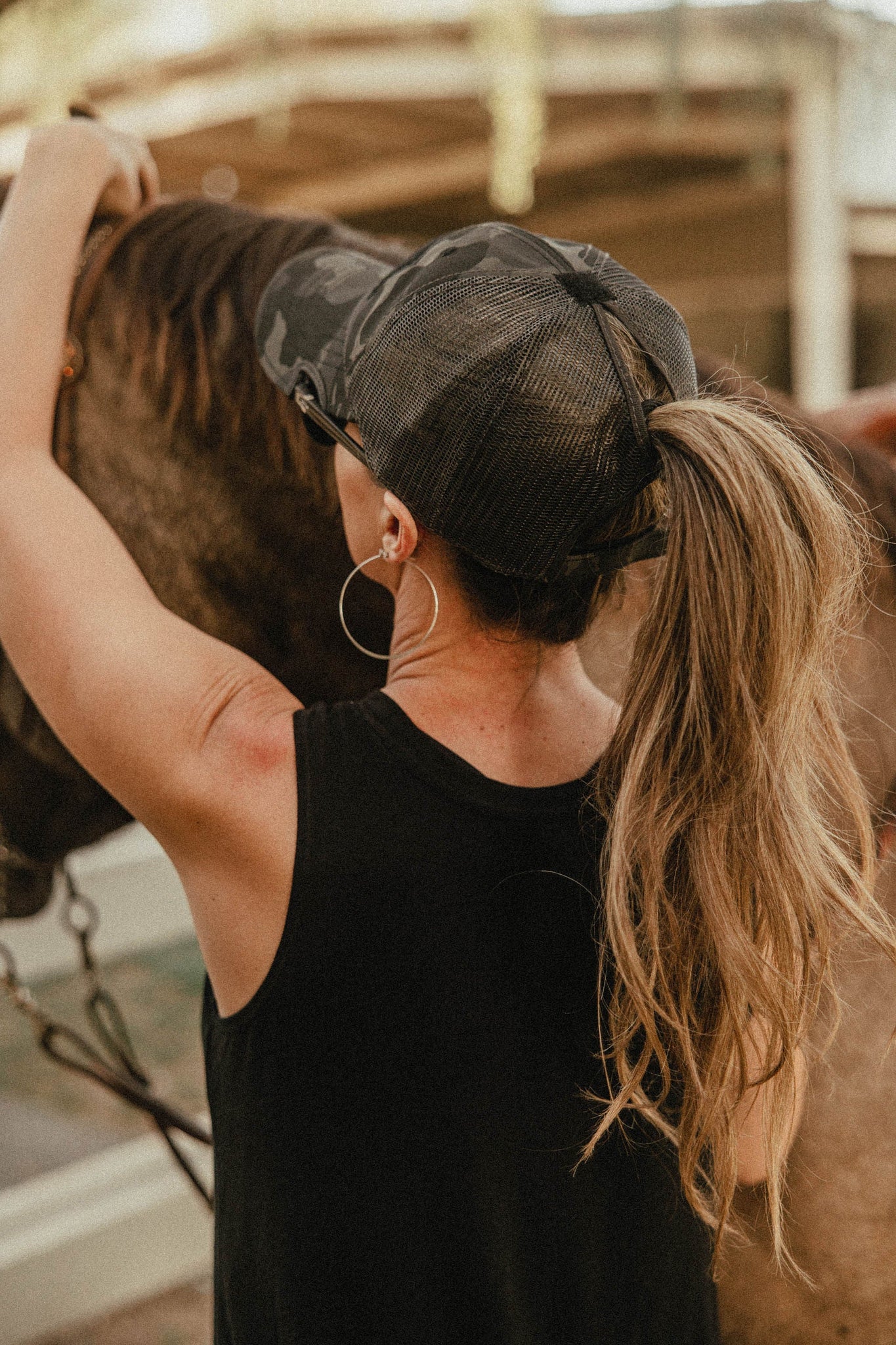 Hats with Notch for Sunglasses: Functional & Stylish